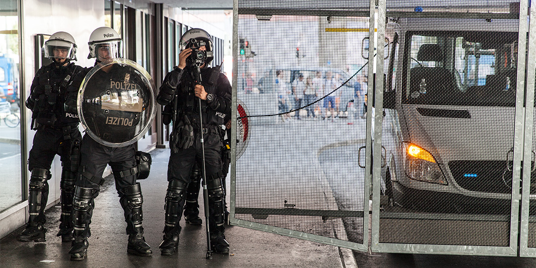 «Marsch fürs Läbe»: Die Stapo im kommunikativen Rückzugsgefecht | WOZ ...